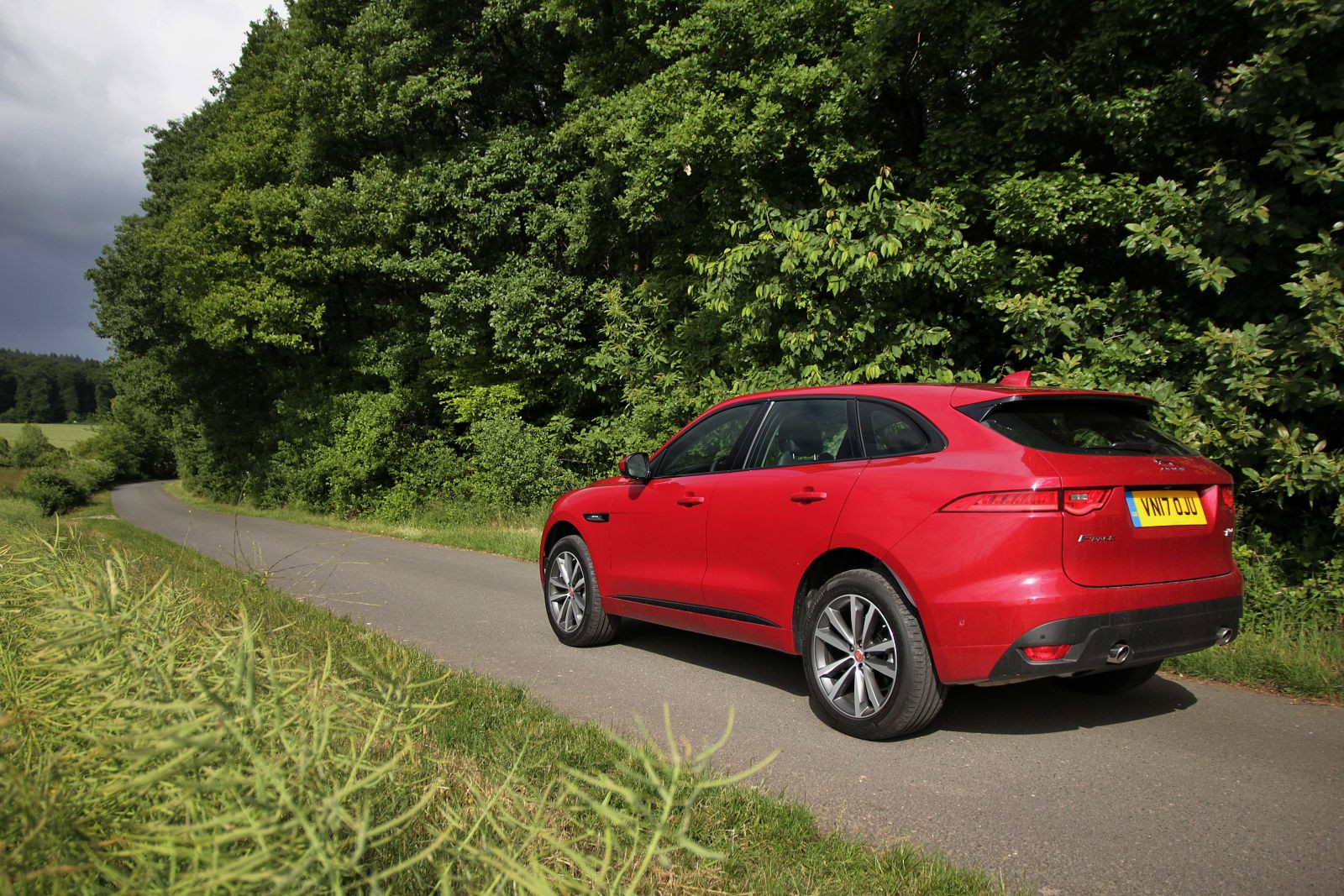 Jaguary XE, XF a F-Pace dostaly nové motory Ingenium, projeli jsme se s nimi