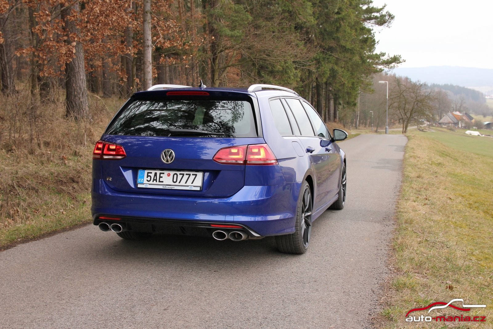 Test Volkswagen Golf R Variant 2.0 TSI 4Motion (DSG) + video