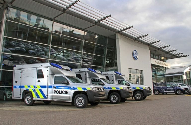 Volkswagen Amarok posílil vozový park Policie ČR | auto-mania.cz