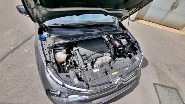 Test Citroën C4 1.2 PureTech 130 (2021)