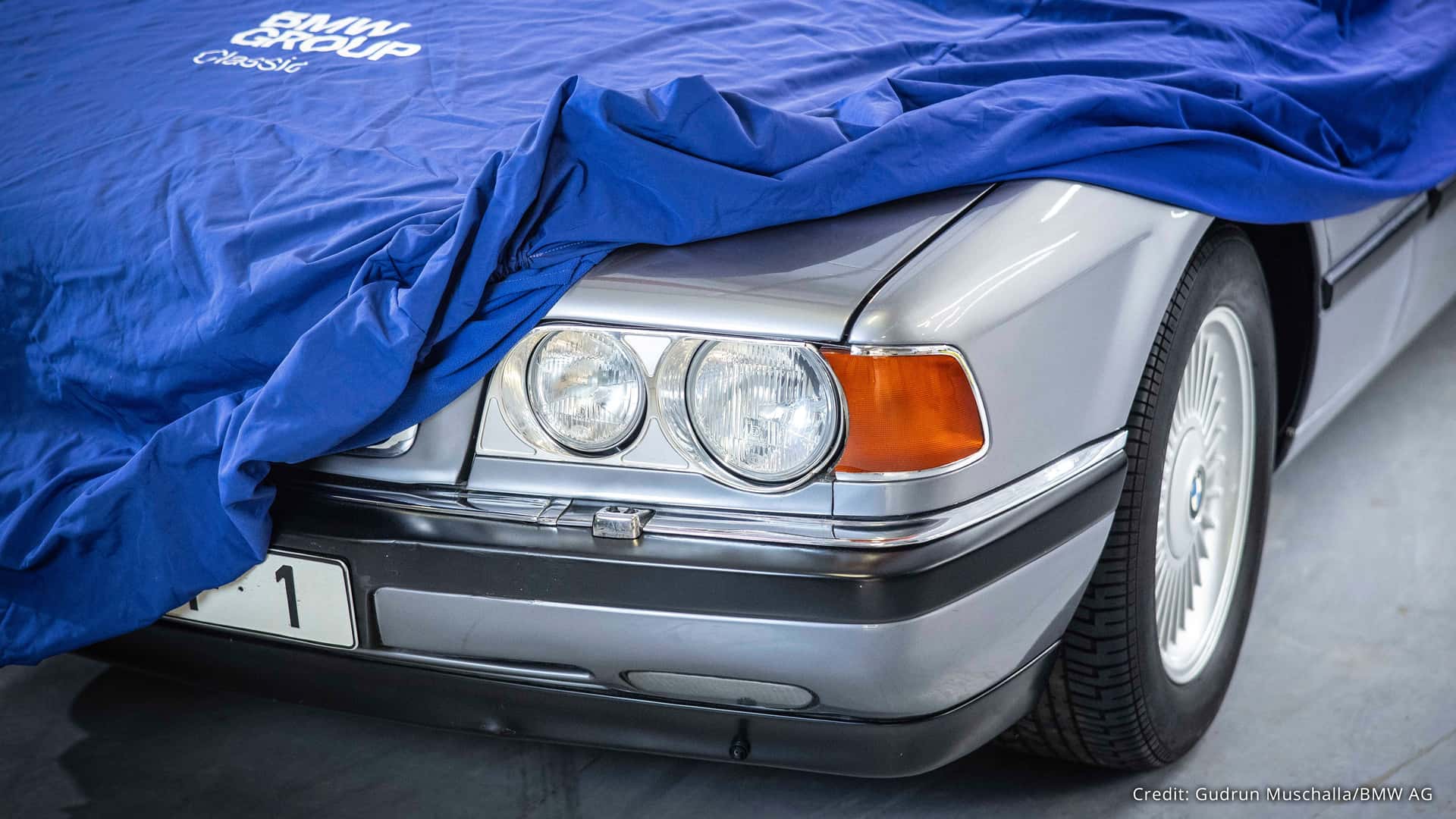 BMW po 34 letech ukázalo další koncept s motorem V16. Oproti původní ...